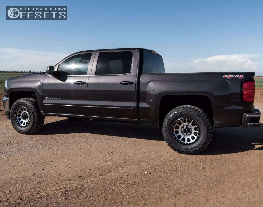 2016 Chevrolet Silverado 1500 with 17x8.5 0 Method NV and 295/70R17 ...
