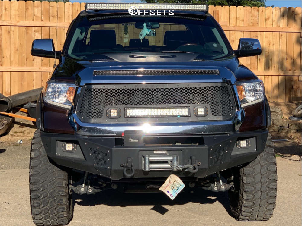 2017 Toyota Tundra with 20x10 -24 Anthem Off-Road Defender and 37/13 ...