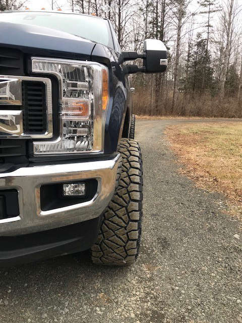 2017 Ford F-250 Super Duty with 20x10 -24 Method 605 and 37/13.5R20 ...