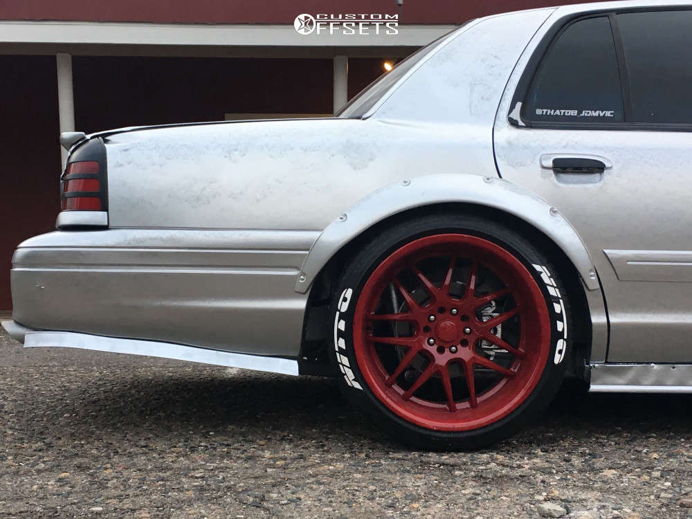 2008 Ford Crown Victoria with 20x9 35 XXR 526 and 245/35R20 Nitto Nt555 ...