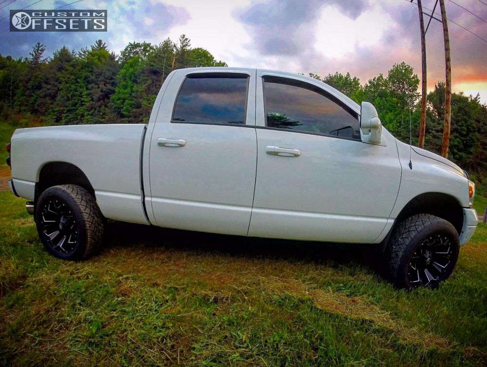 2008 Dodge Ram 2500 with 20x10 -18 Fuel Assault and 305/50R20 Nitto ...