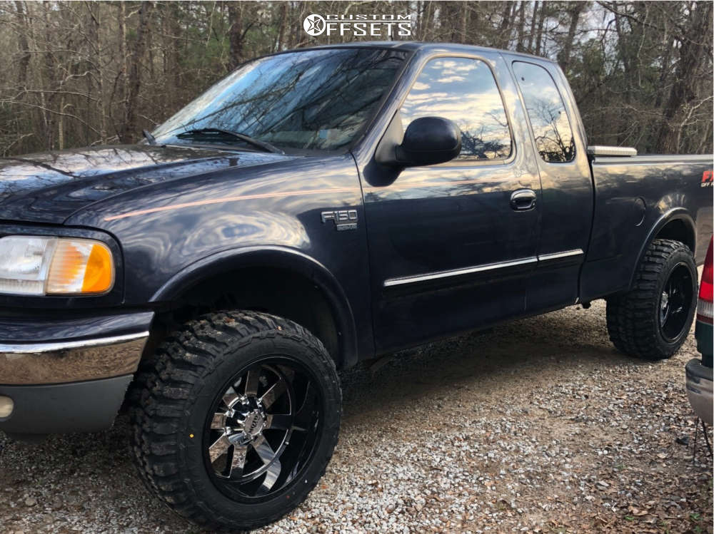 1999 Ford F-150 with 20x12 -44 Moto Metal Mo200 and 33/12.5R20 Federal Couragia Mt and Stock ...