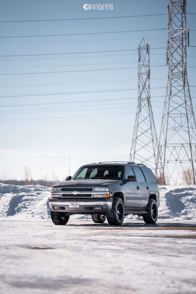2002 Chevrolet Tahoe with 20x10 -25 ARKON OFF-ROAD Lincoln and 275 ...