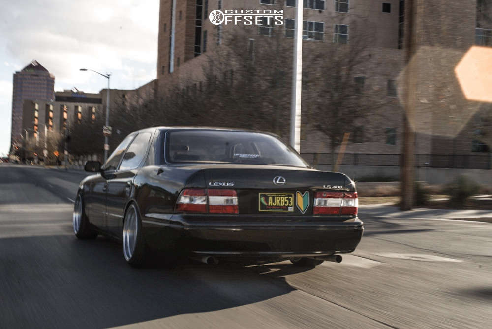 1997 Lexus LS400 with 18x9.5 20 JNC Jnc017 and 235/40R18 Federal SS595 ...