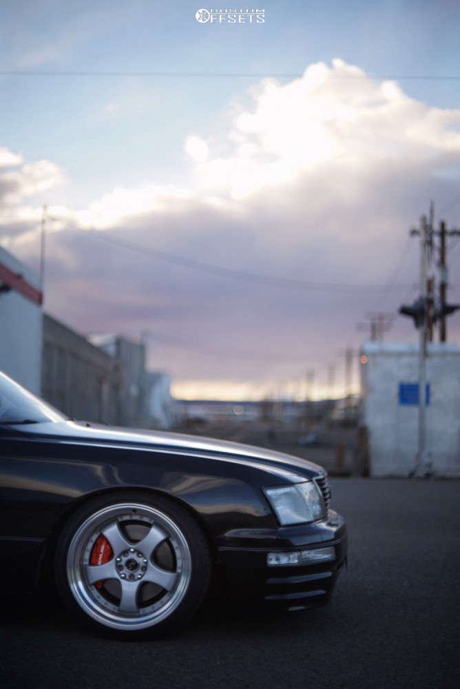 1997 Lexus LS400 with 18x9.5 20 JNC Jnc017 and 235/40R18 Federal SS595 ...