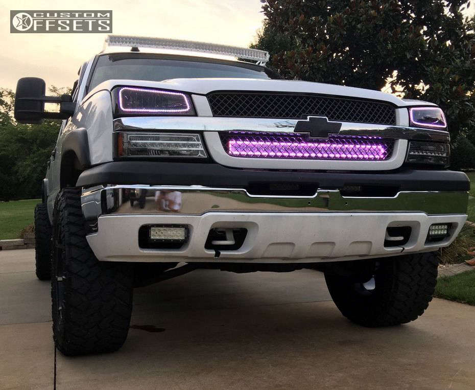 2004 Chevrolet Silverado 1500 with 20x10 -12 Fuel Coupler and 35/12 ...