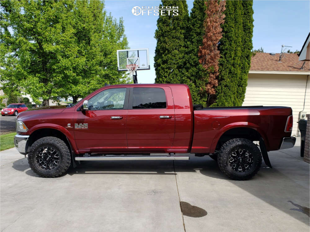 2018 Ram 2500 with 18x9 -12 Ultra Hunter and 315/70R18 Federal Xplora M ...