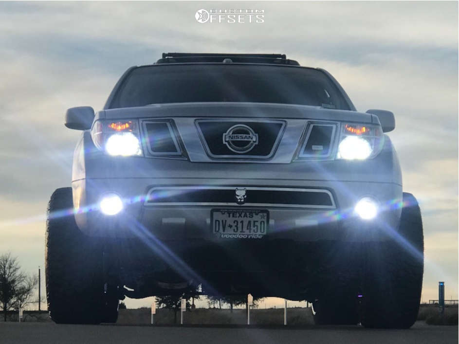 2007 Nissan Pathfinder with 20x12 -44 TIS 544v and 275/55R20 AMP ...