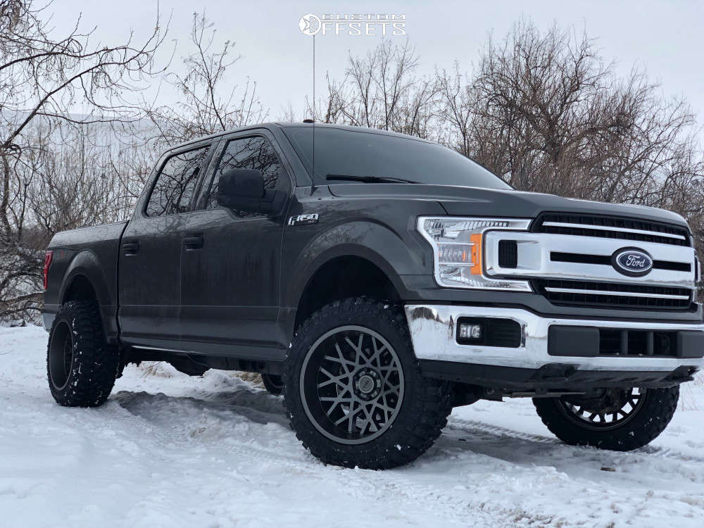 2018 Ford F-150 with 20x12 -51 Toxic Punisher and 33/12.5R20 Fury ...