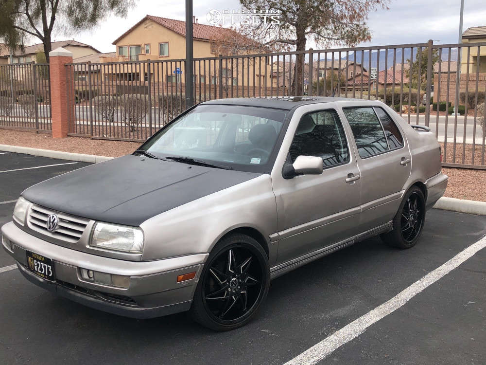 1998 Volkswagen Jetta with 18x7.5 40 VCT V74 and 215/35R18 Westlake ...