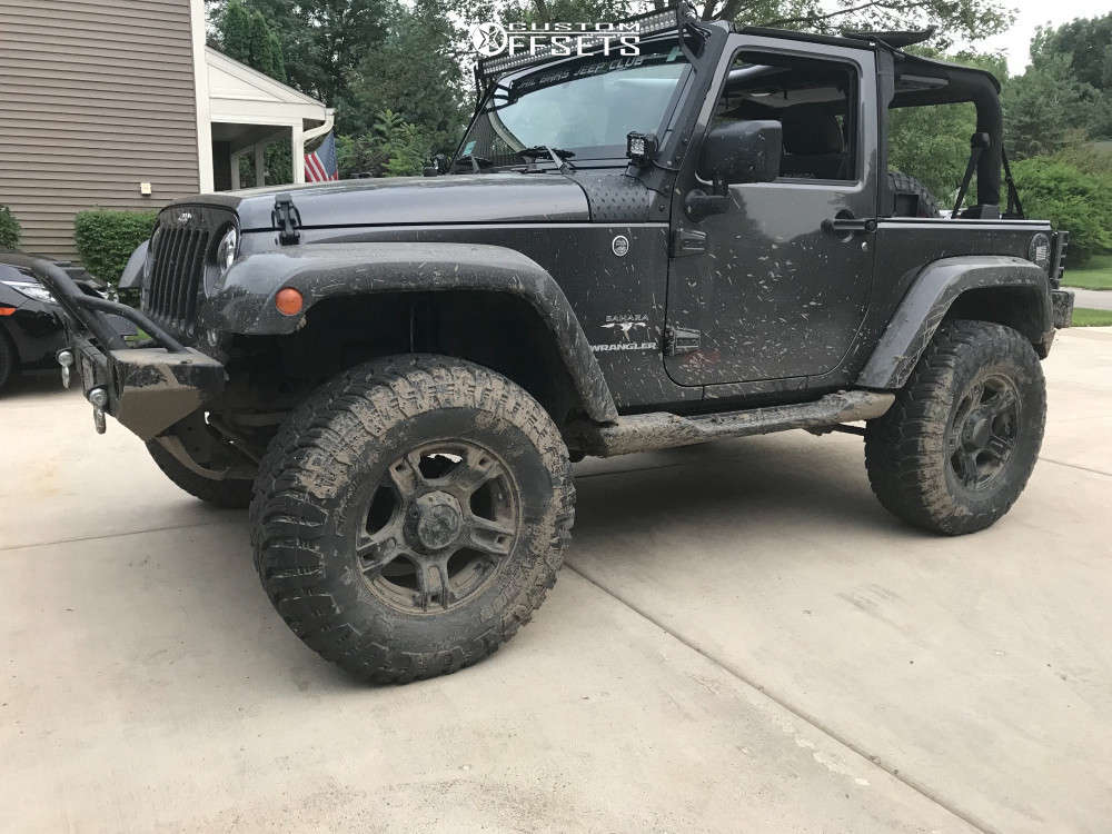 2017 Jeep Wrangler JK with 17x8.5 -12 Granite Alloy GA641 and 35/12.5R17 General Grabber X3 and ...