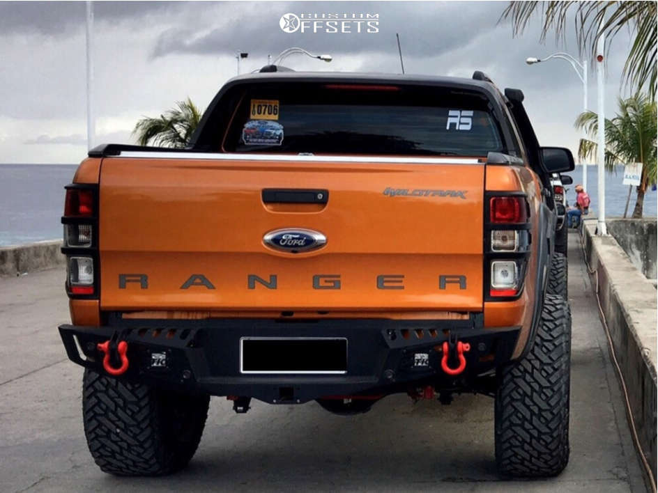 2017 Ford Ranger with 20x12 -44 Fuel Stroke and 35/12.5R20 Fuel Mud ...