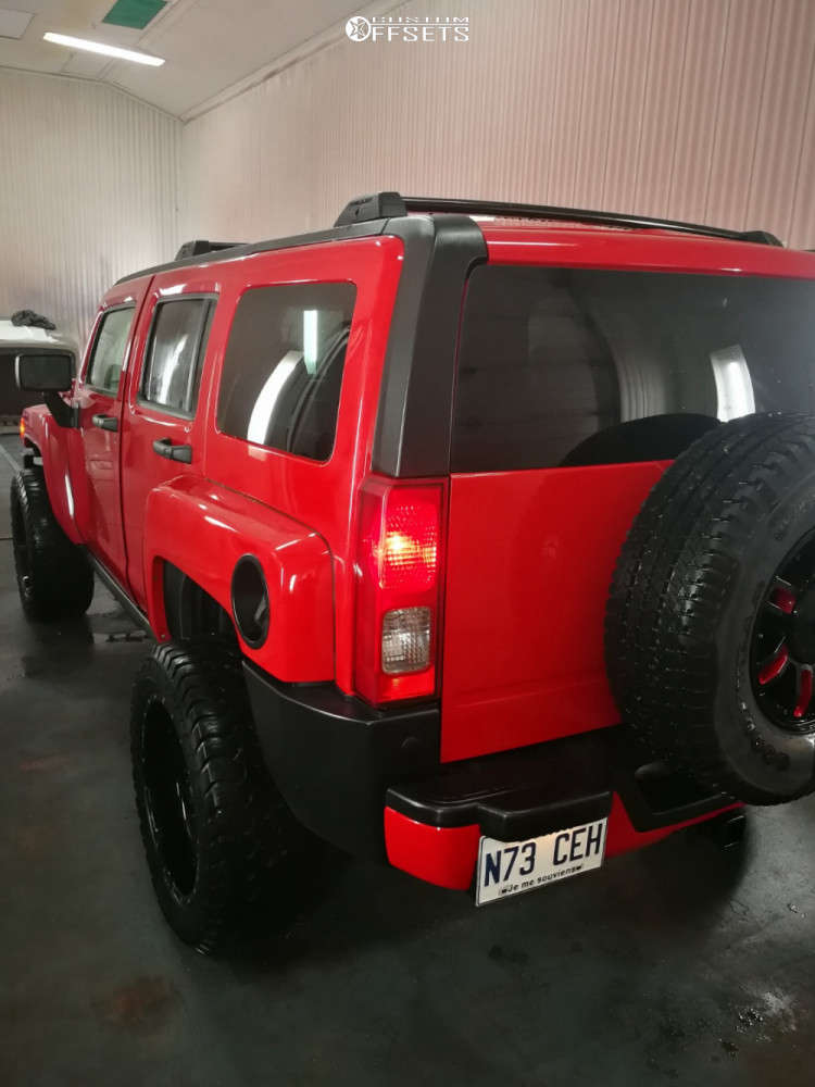 2007 HUMMER H3 with 20x10 -18 Fuel Stroke and 285/55R20 AMP Terrain ...