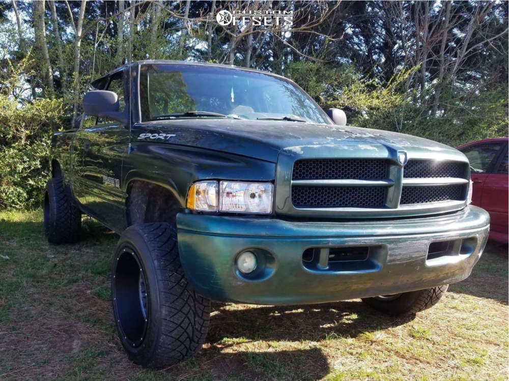 Custom 1999 Dodge Ram 1500