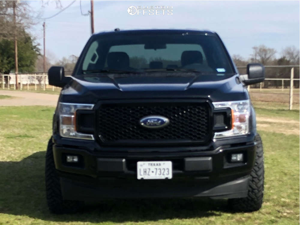 2018 Ford F-150 with 20x10 -19 Hostile Sprocket and 33/12.5R20 Fuel Mud ...