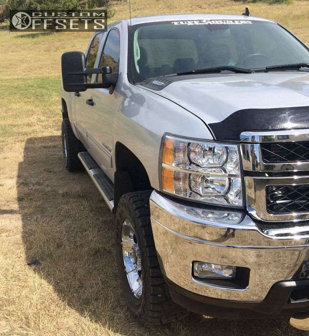 2014 Chevrolet Silverado 2500 HD with 18x9 0 American Racing ATX Ledge ...