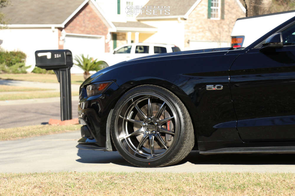 2017 Ford Mustang with 20x10.5 20 XXR 527d and 285/30R20 Hankook Ventus ...