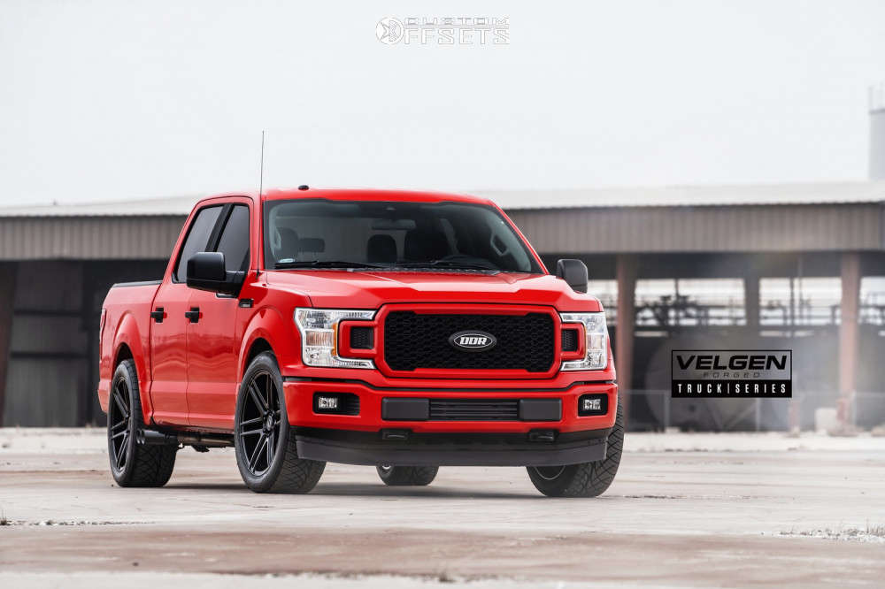 2018 Ford F-150 with 22x10 30 Velgen Vft6 and 305/45R22 Nitto NT420V ...