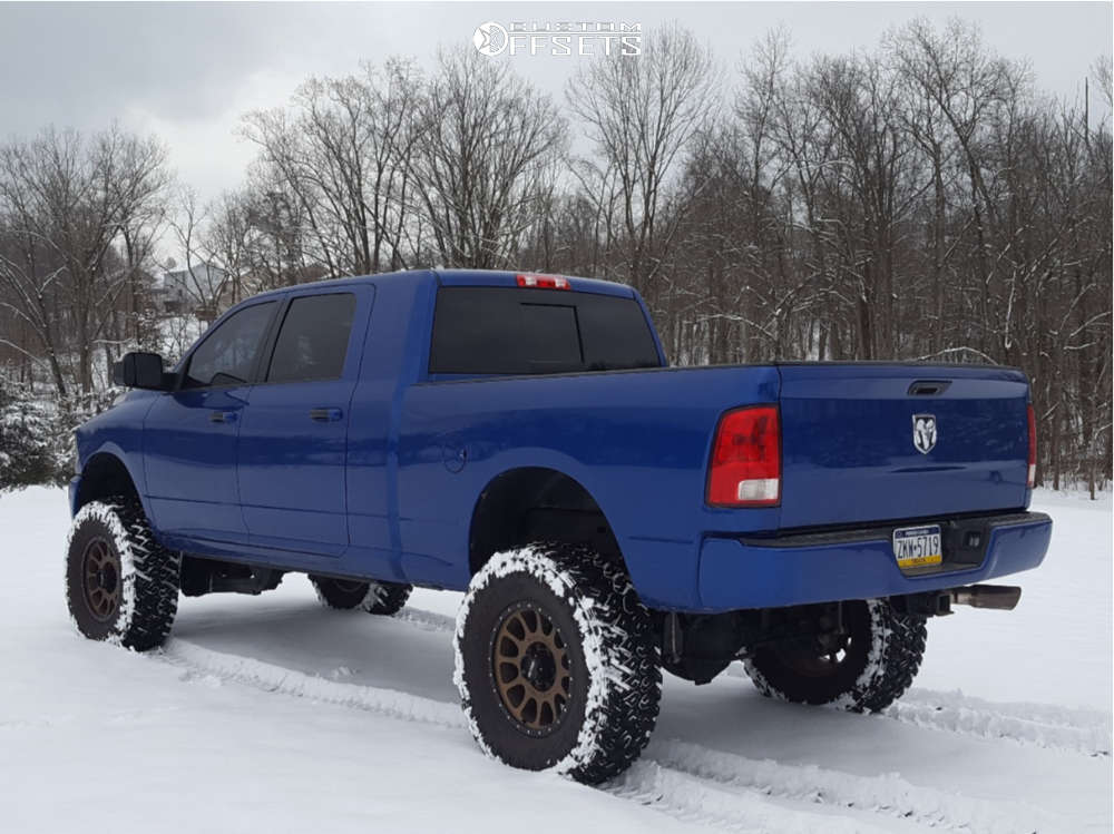 2014 Ram 2500 with 20x9 18 Method Nv and 40/13.5R20 Maxxis Razr Mt and ...