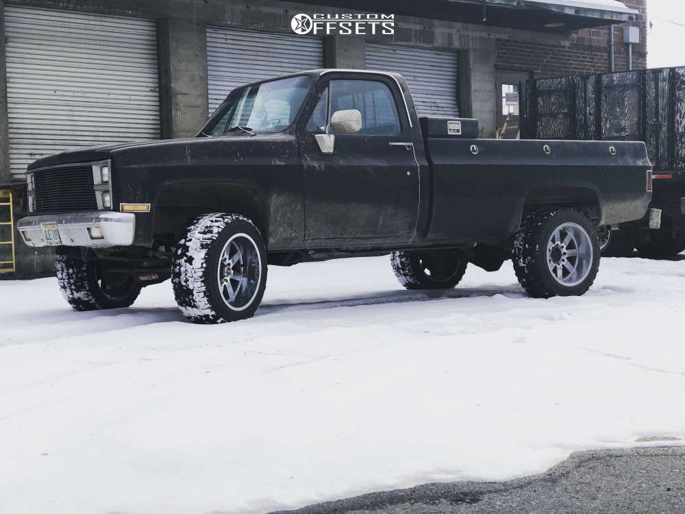 1981 Chevrolet K20 with 20x12 -44 Moto Metal Mo962 and 33/12.5R20 ...