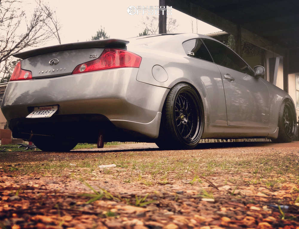 2005 INFINITI G35 with 19x9.5 35 ESR Sr01 and 245/35R19 Continental ...