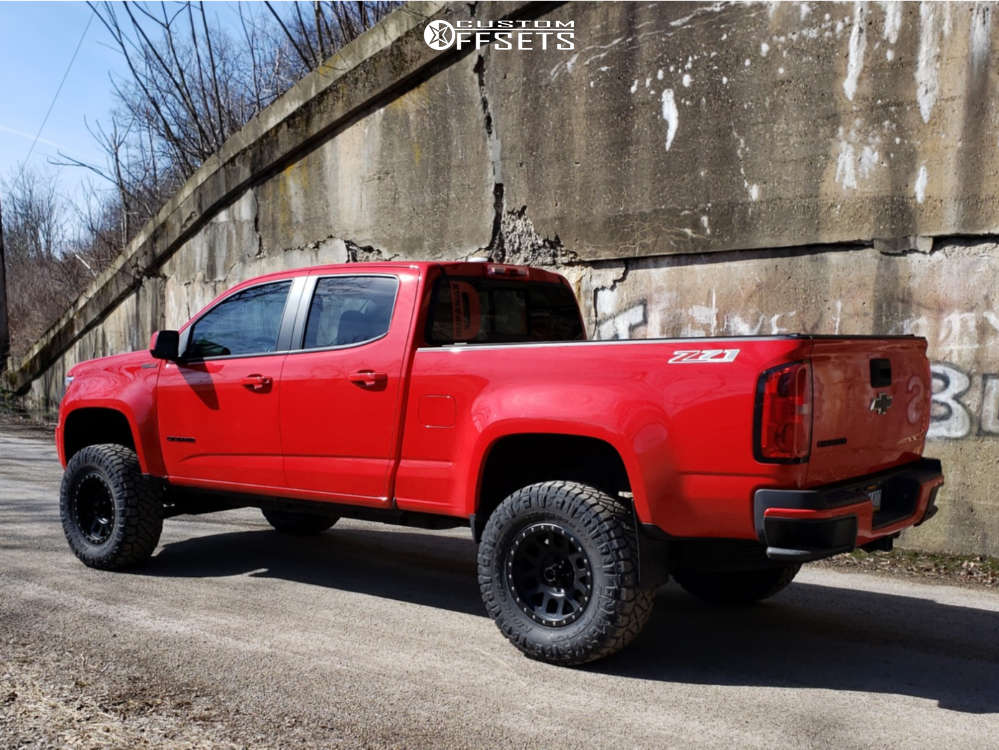 2017 Chevrolet Colorado with 17x8.5 0 Method Grid and 33/12.5R17 Nitto ...