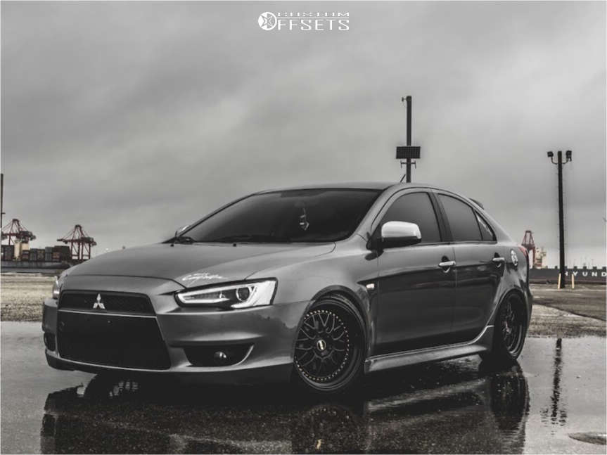 Custom Mitsubishi Lancer Black