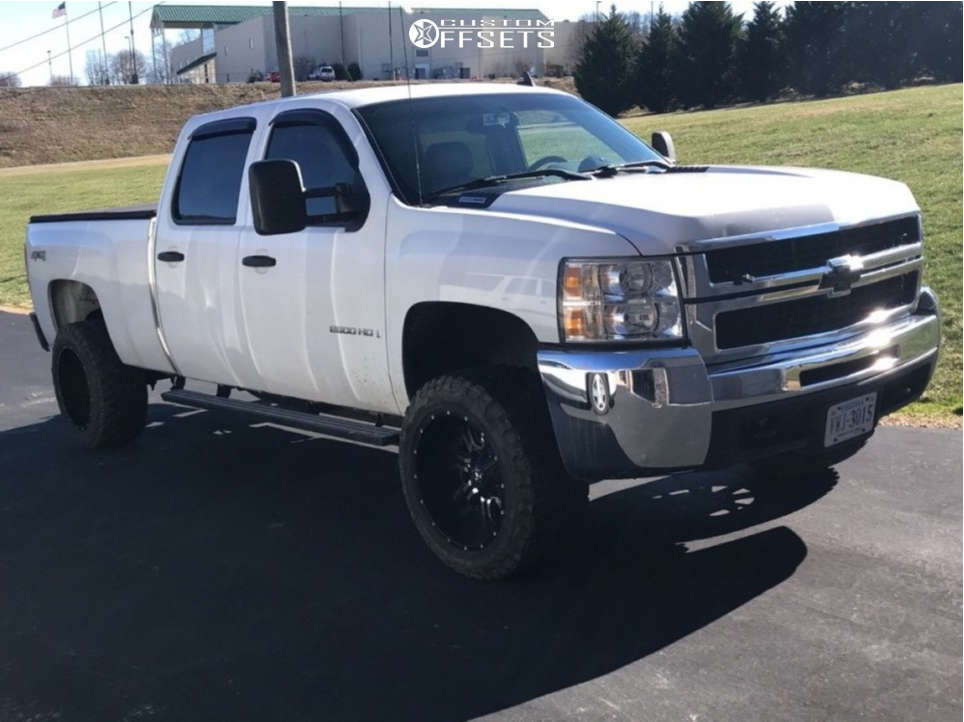 2009 Chevrolet Silverado 2500 HD with 20x12 -44 TIS 535MB and 33/12 ...