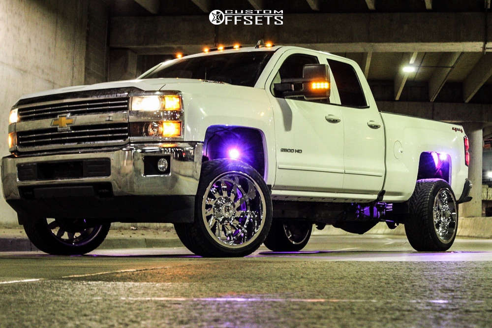 2016 Chevrolet Silverado 2500 HD with 22x12 -44 RBP 74r and 305/40R22 ...