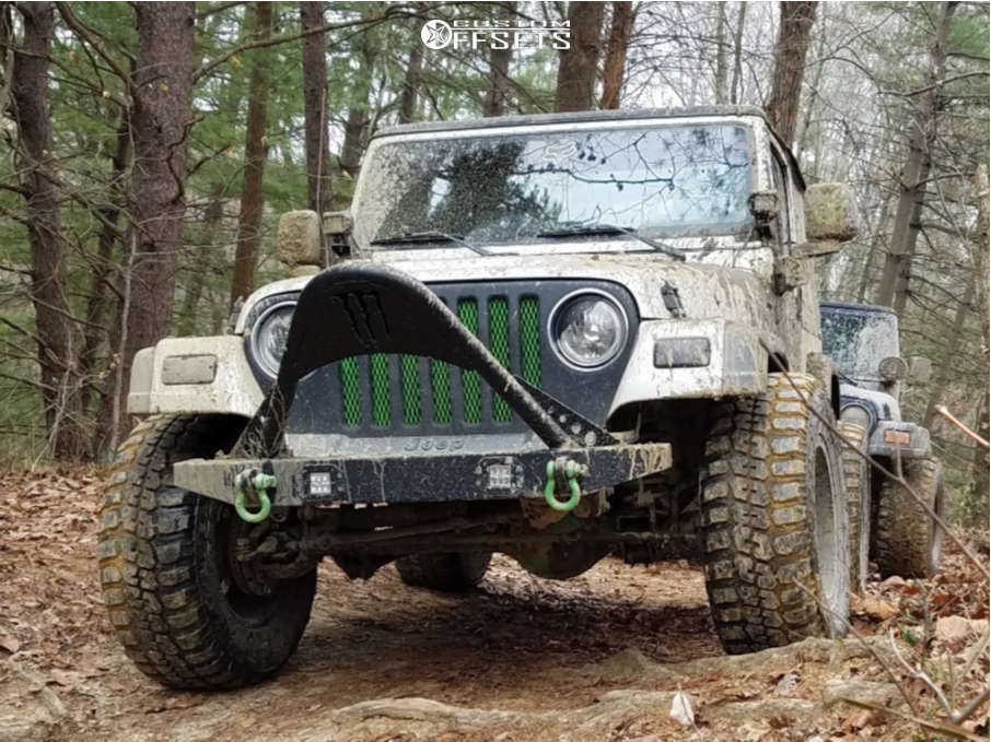 2004 Jeep TJ with 17x9 -12 Dropstars 645mb and 33/12.5R17 Falken ...
