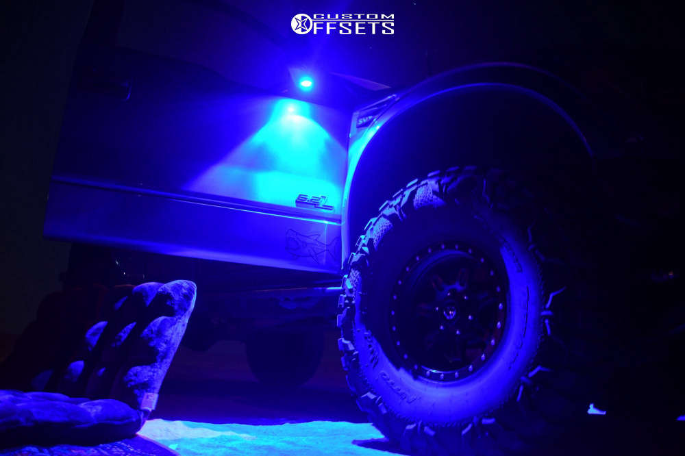 2014 Ford Raptor with 17x8.5 7 Fuel Jm2 and 40/13.5R17 Nitto Mud ...