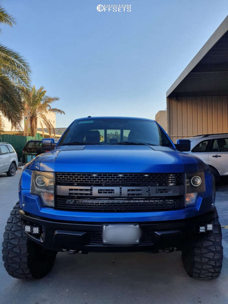 2014 Ford Raptor with 17x8.5 7 Fuel Jm2 and 40/13.5R17 Nitto Mud ...