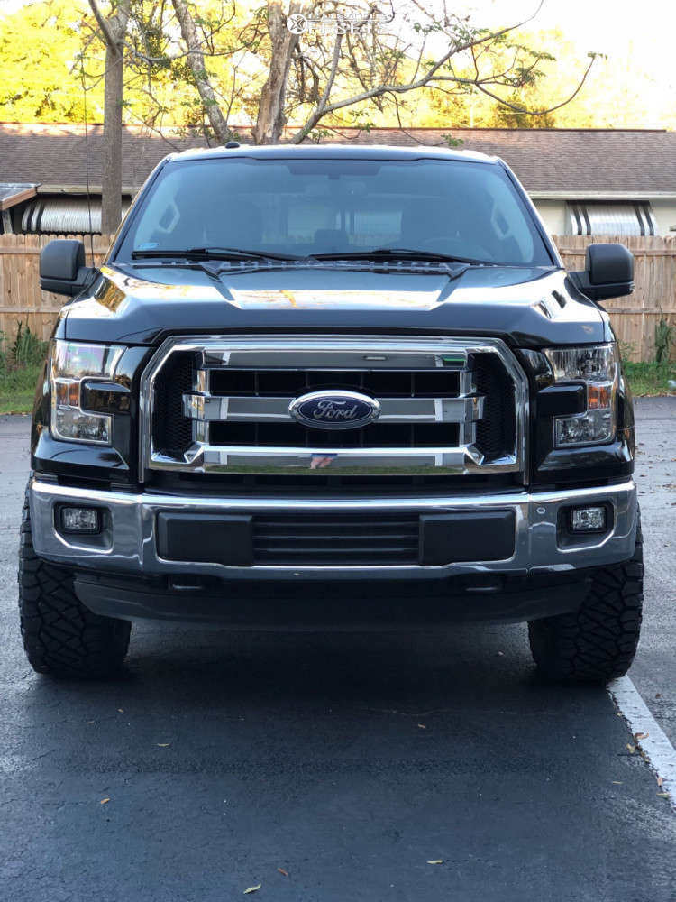 2016 Ford F-150 with 18x9 1 Fuel Vandal and 33/12.5R18 Nitto Ridge ...
