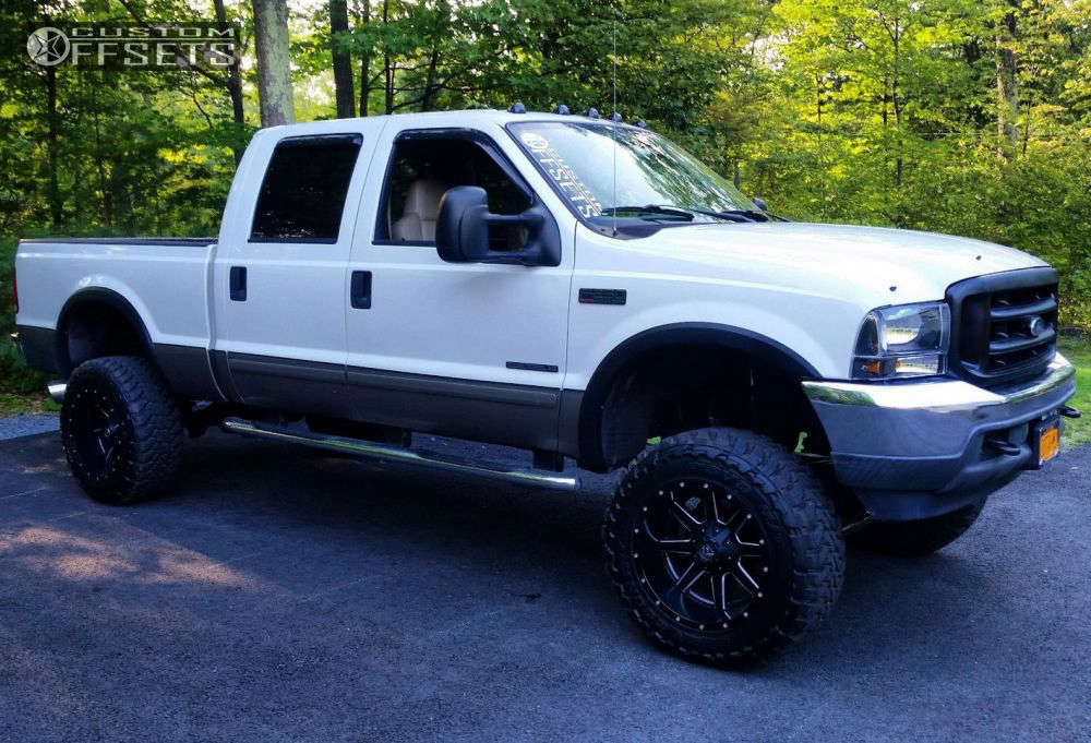 2002 Ford F-250 Super Duty with 20x12 -44 Fuel Maverick and 35/12.5R20 ...