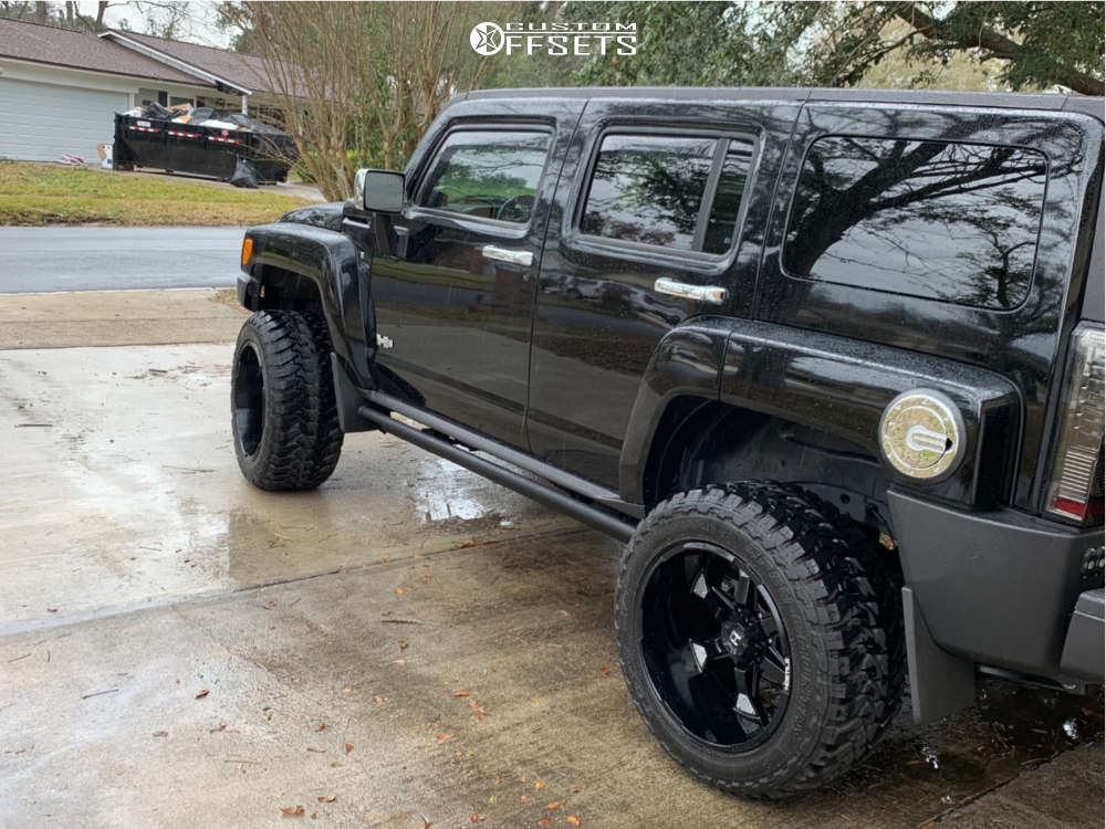 2007 HUMMER H3 with 20x12 -44 Hostile Knuckles and 33/12.5R20 Toyo ...