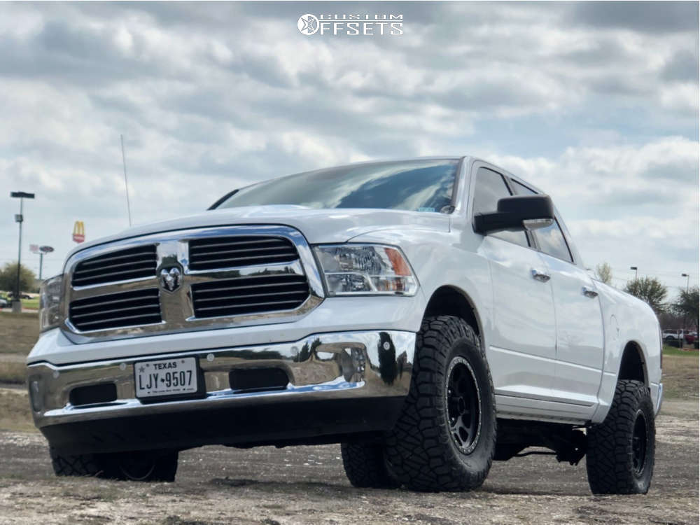 2016 Ram 1500 with 17x8.5 Method NV and 33/12.5R17 Nitto Ridge Grappler ...