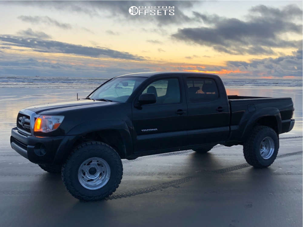 2010 Toyota Tacoma with 16x10 -44 Weld Racing Scorpio and 285/75R16 ...
