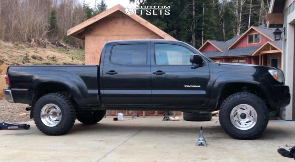 2010 Toyota Tacoma with 16x10 -44 Weld Racing Scorpio and 285/75R16 ...