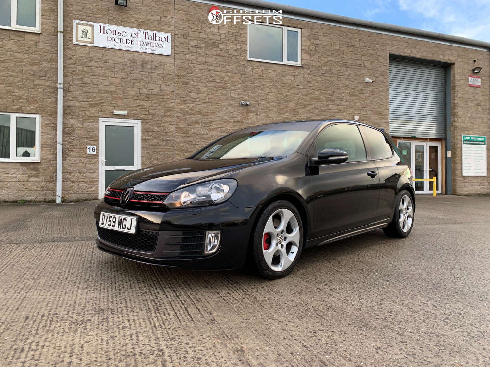 2009 Volkswagen GTI with 17x7.5 51 Volkswagen Monza and 225/40R17 ...