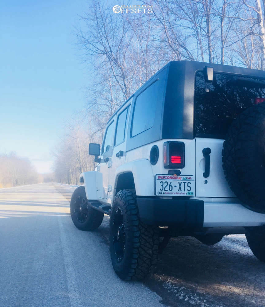 2010 Jeep Wrangler JK with 18x9 -12 Ballistic Morax and 33/12.5R18 ...