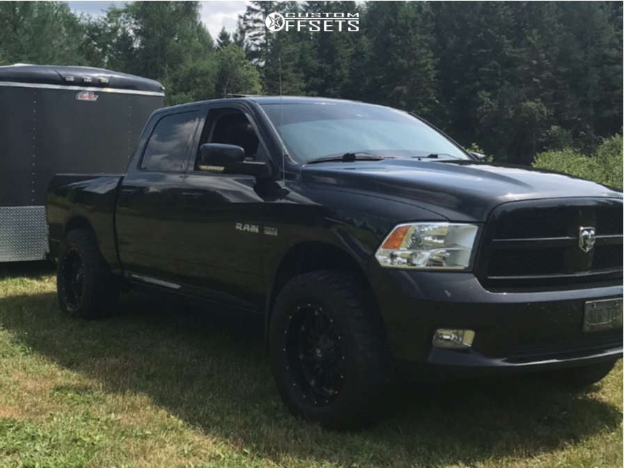2010 Ram 1500 with 20x10 -24 Fuel Hostage and 35/12.5R20 Pro Comp ...