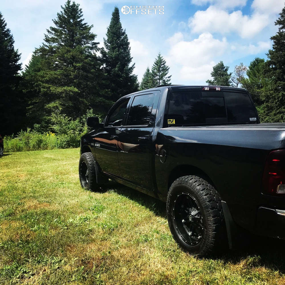 2010 Ram 1500 with 20x10 -24 Fuel Hostage and 35/12.5R20 Pro Comp ...