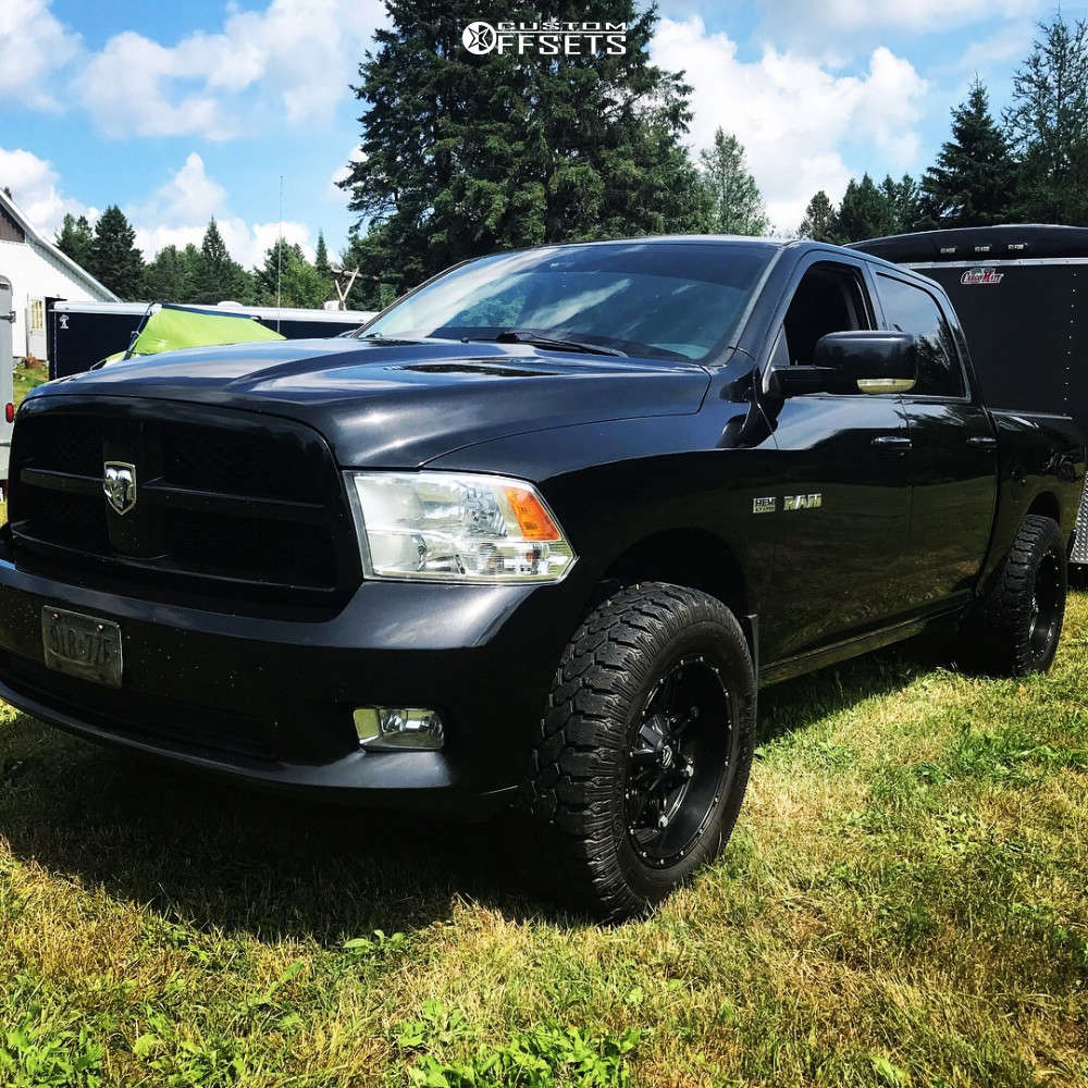2010 Ram 1500 with 20x10 -24 Fuel Hostage and 35/12.5R20 Pro Comp ...