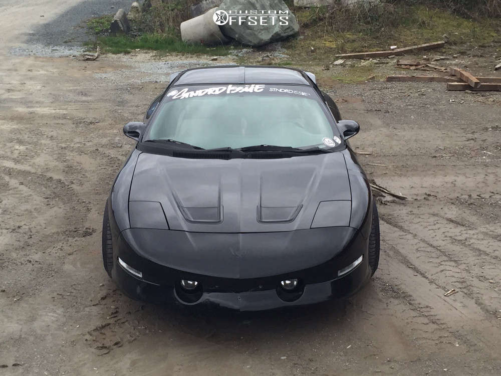 1995 Pontiac Firebird with 18x10.5 27 TSW Rascasse and 235/45R18 Nitto ...