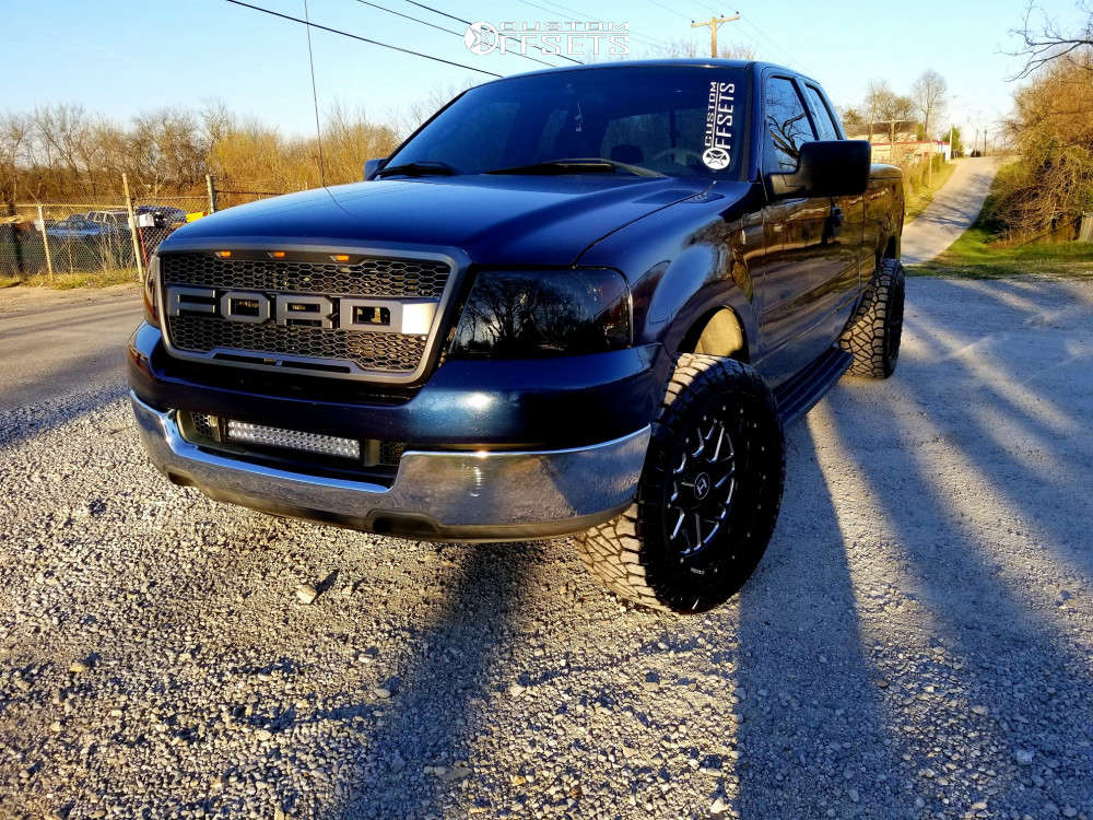 2004 Ford F-150 with 20x10 -19 Hostile Sprocket and 295/55R20 Nitto ...