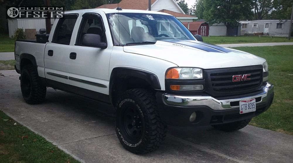 2005 GMC Sierra 1500 with 17x9 -12 American Racing Baja and 305/50R17 ...