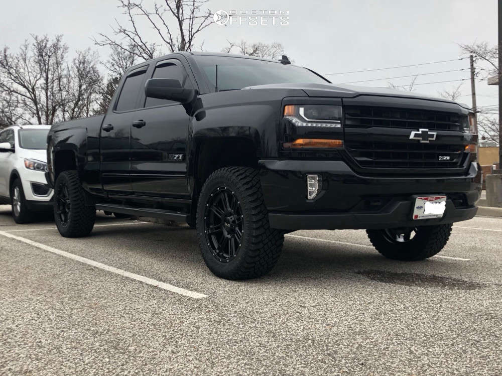 2016 Chevrolet Silverado 1500 with 20x9 0 Helo He900 and 33/12.5R20 ...
