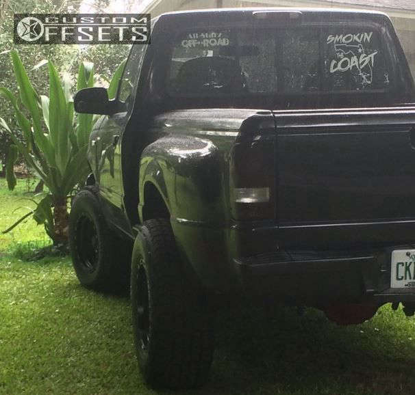 1995 Ford Ranger with 15x9 -12 KMC XD Enduro and 31/10.5R15 Westlake ...