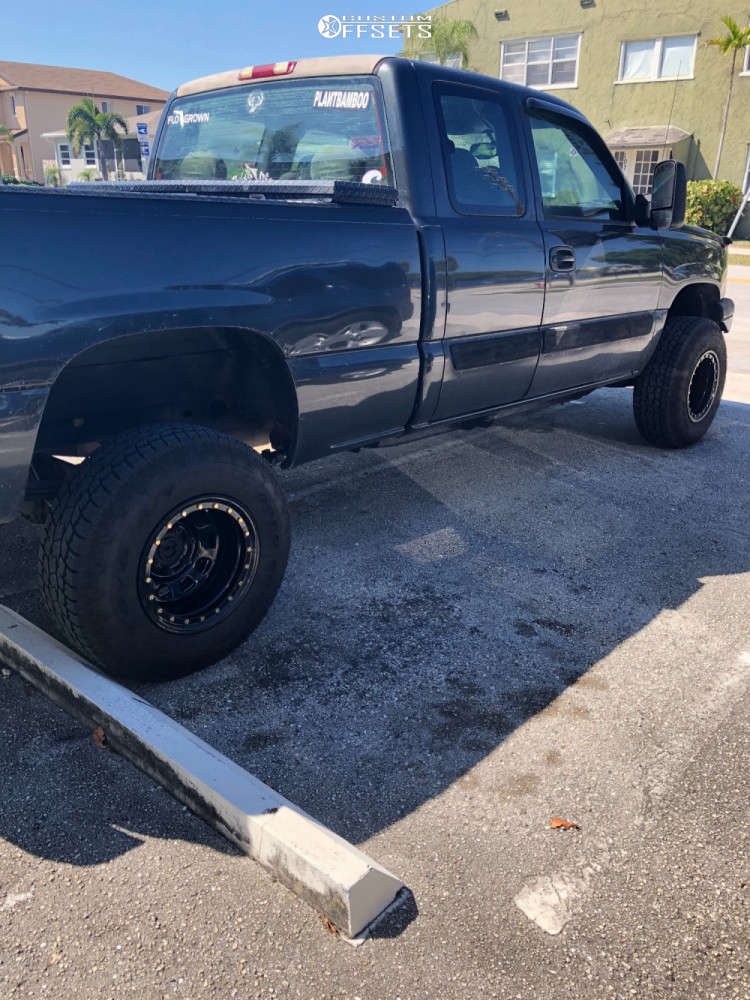 2004 Chevrolet Silverado 1500 with 16x10 -38 Pro Comp Series 252 and ...