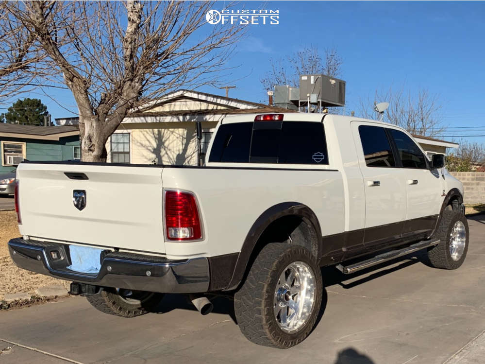 2018 Ram 2500 with 22x10.5 -32 Sota Awol and 35/12.5R22 Nitto Ridge ...